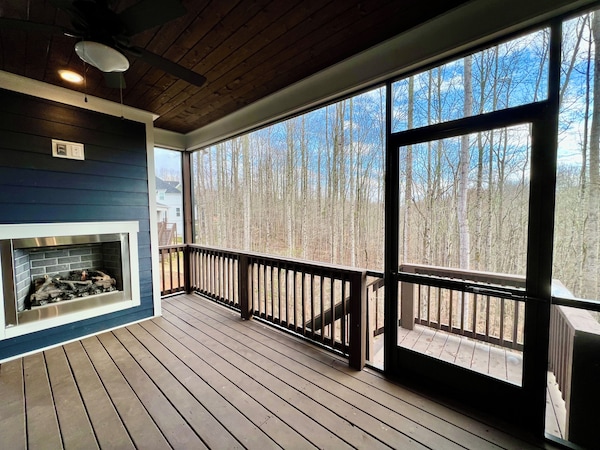 Charming 3-bedroom House Near Holiday Landing Marina At Tims Ford Lake. - Lynchburg, TN