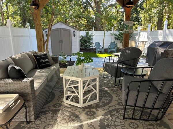 Charming Townhome In The Historic Area Of Bluffton-3 Br & Outdoor Private Oasis! - Bluffton, SC
