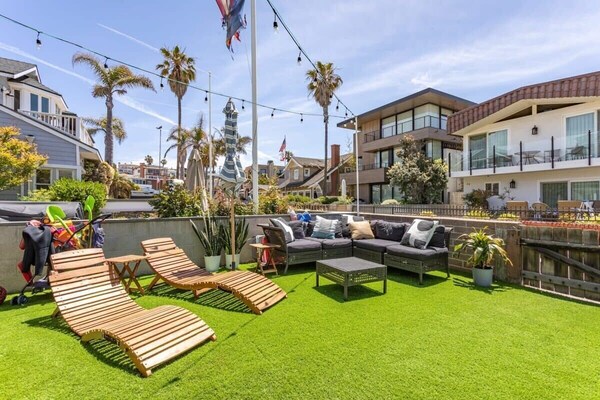 Charming 1920s Hermosa Bungalow Steps From The Strand - Los Ángeles, CA
