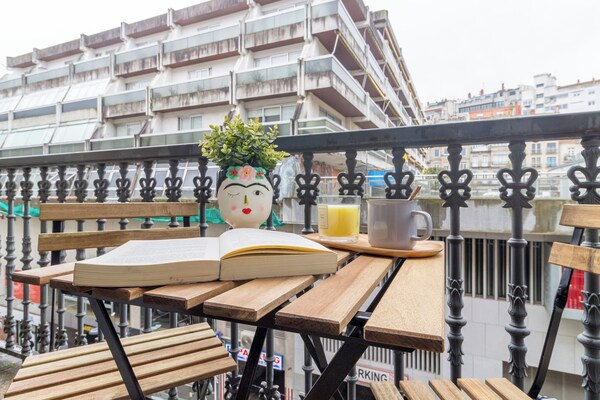 The Balcony Of Progreso With Parking - Vigo