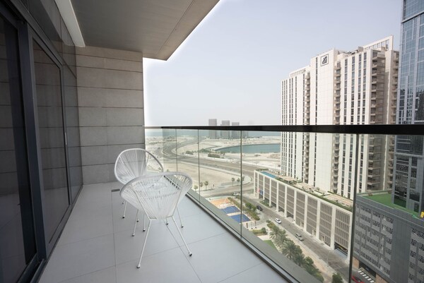 Bloomfields Premium 2br In Parkside - Abu Dhabi