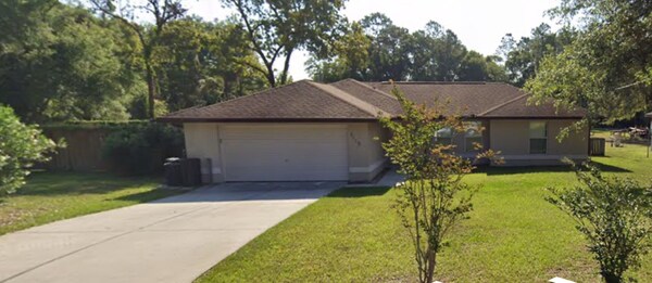 Entire 3/2 Home, Nice Yard That Allows Pets Close To Wec, Hits And Shopping. - Ocala, FL