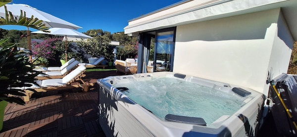 Penthouse D'exception Avec Vue Mer Panoramique Dans Une Résidence  Avec Piscine - Bandol