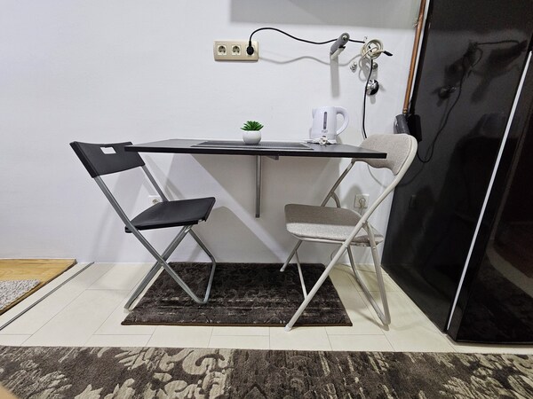 Cozy Apartment For Four Near Sarajevo Airport - Sarajevo