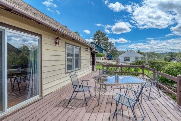 3 Bedroom 2 Bath W/ Amazing Deck Views 3mi From Deadwood - Lead, SD