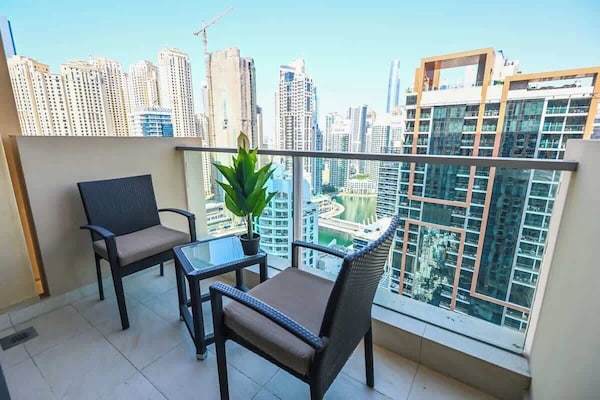 Luxury Marina 1-bedroom - 5-star Hotel Amenities - Dubai Marina