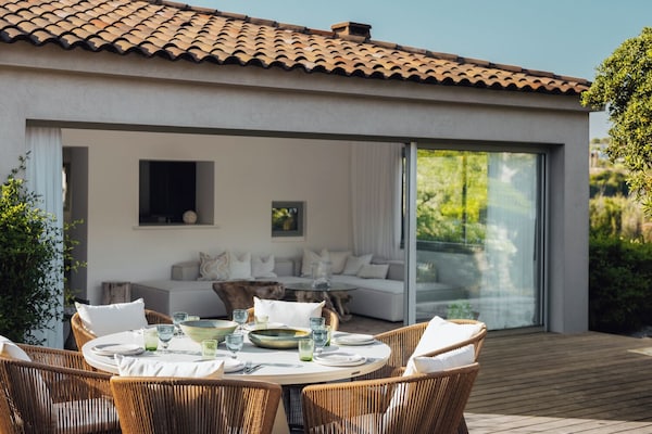 The House On The Beach - Bonifacio