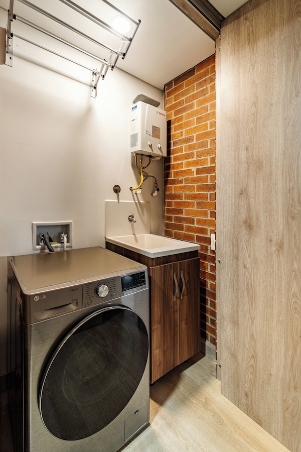 Full Apartamento Con Dos Habitacioes Con Aire Acondicionado En Laureles - Itagüi