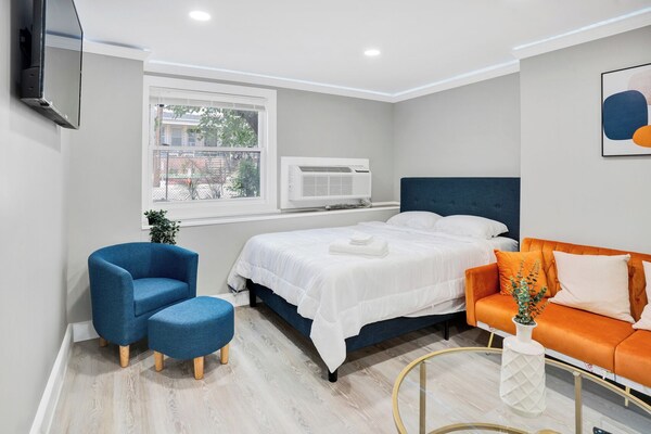 Nyc Metro Getaway - Long Island, NY