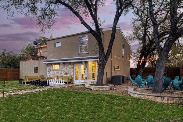 Dragonfly Escape - Pool, Pickleball, Gym Sleeps 20 - Family Entertainment Space - Lakeway, TX