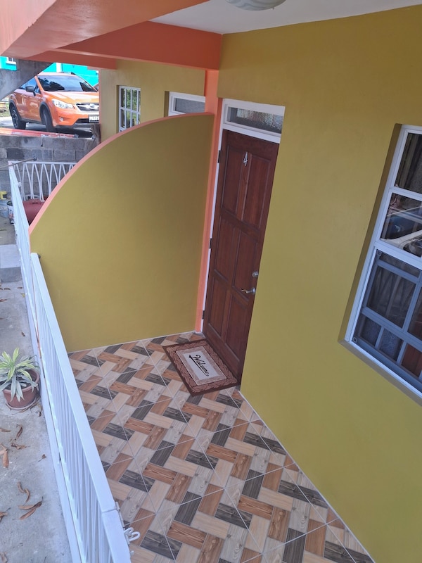 Cozy 2-bedroom Apartment In Pte Michel With Wifi, Ac, Fans, Tv, Full Kitchen - Dominica