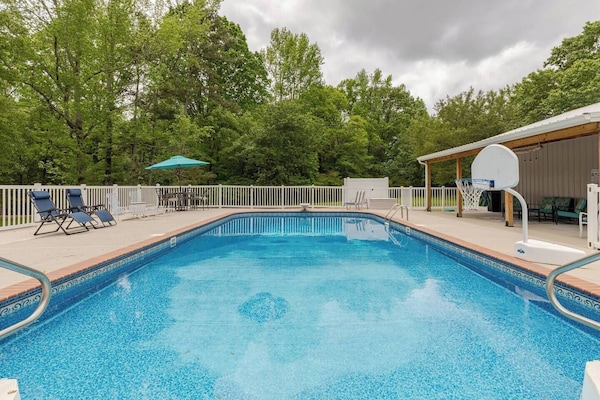 Lovely Studio Loft With Pool - Cedar Lake, Union Grove