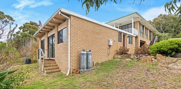 Little Innes - Affordable Accommodation With A View - Albany