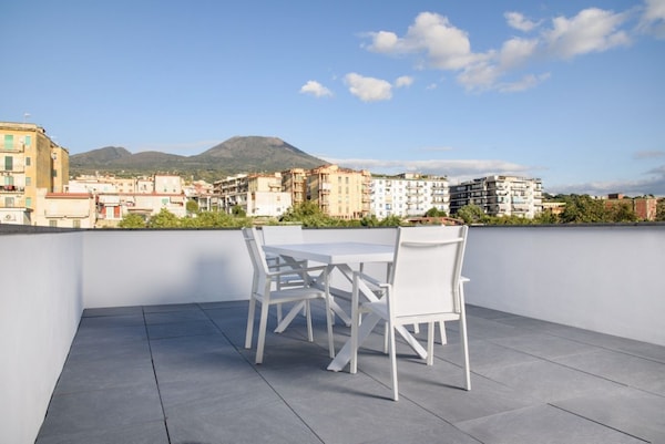 Vesuvius Palace Aparthotel - Suite Vulcano - Torre del Greco