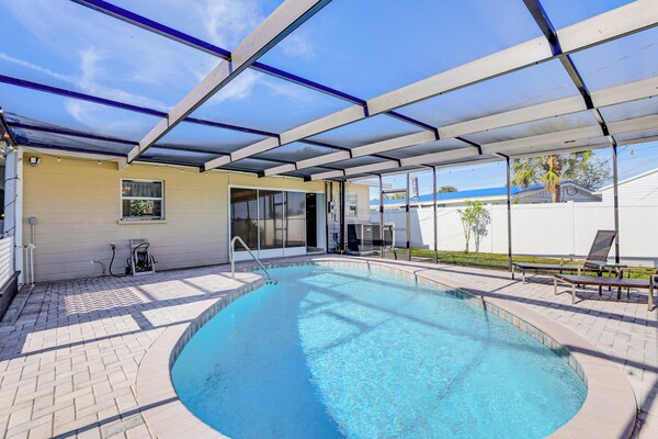4 Mi To Historic Dtwn Venice: Home W/ Heated Pool! - Venice, FL