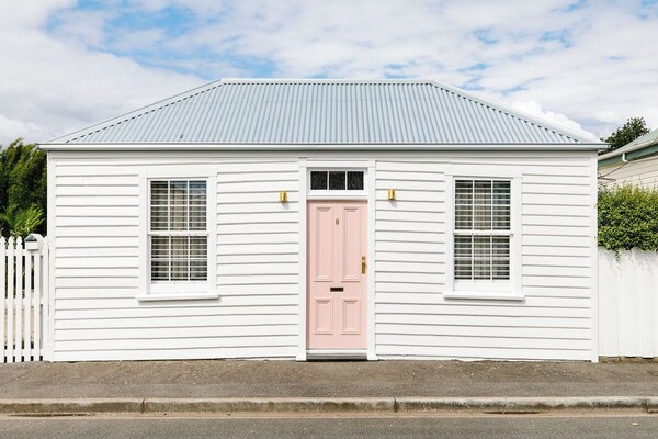 Good Soul Cottage  Cosy, Charming, And Steps From The City - Riverside