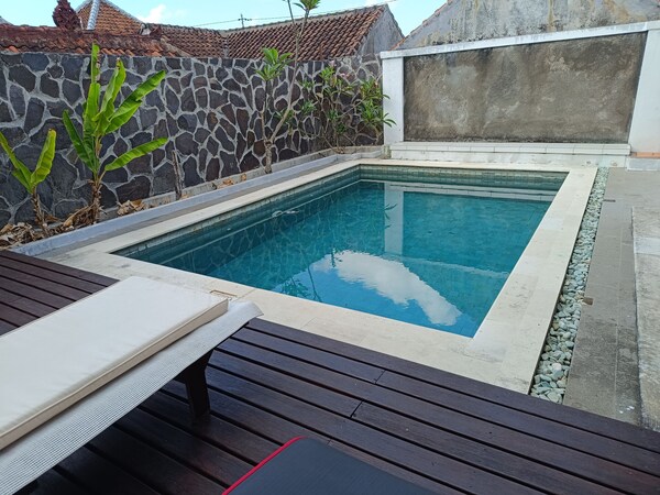 Charming Villa @ The Heart Of Uluwatu, Ideal For A Couple Or Small Family. - Jimbaran