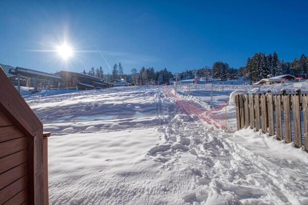 Studio In France Near Ski Slope & Mountains - Morillon