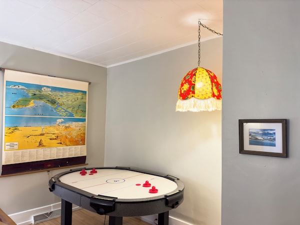 A Charming Door County Condo In The Heart Of Sturgeon Bay - Sturgeon Bay, WI