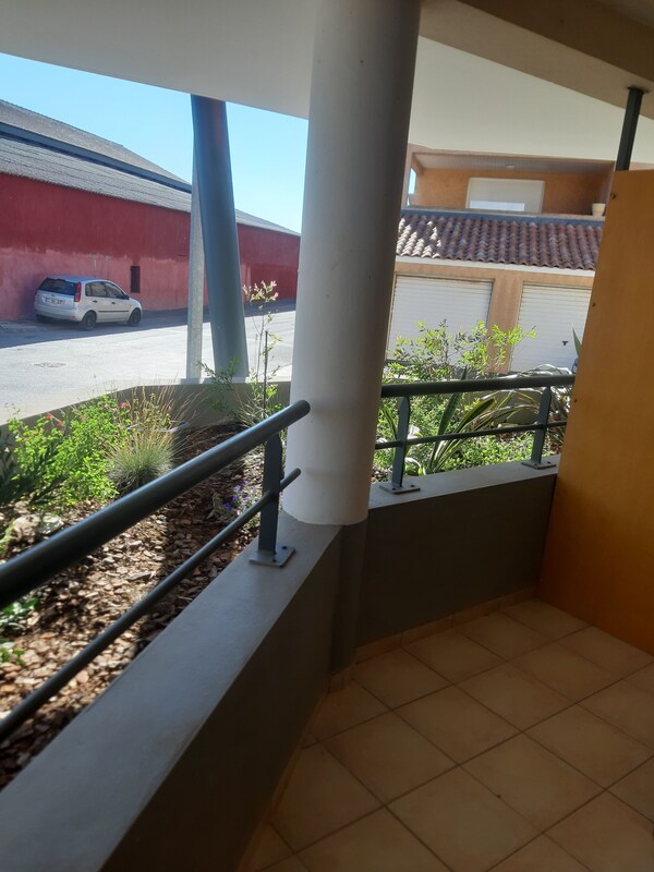 Apartment Near The Port Of Tabarka, 5km From Marseillan Plage - Marseillan