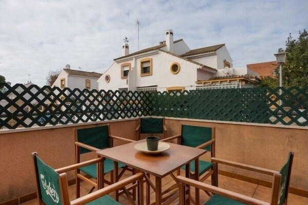 Sorolla Rota Free Parking By Staycare - Rota