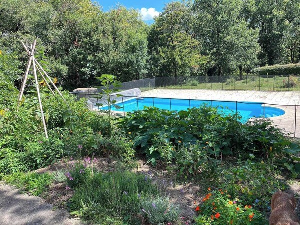 Gîte De Charme à La Campagne -  Piscine - Capacité 9 Personnes - Saint-Antonin-Noble-Val