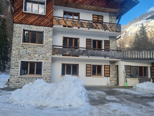 Appartement 2 Chambres La Giettaz 4 Km Des Pistes De Ski Avec Navette Gratuite - La Giettaz