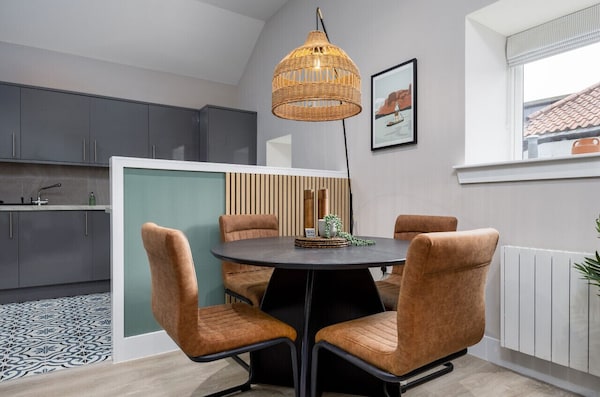 Highland Hideaway: Modern Comfort In Historic Area - Dunblane