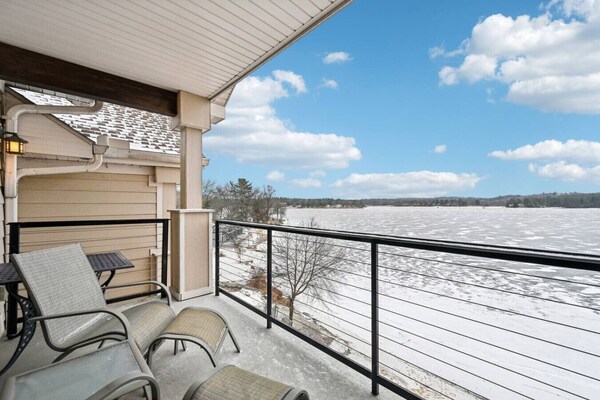 Top Floor Retreat At Delton Grand - Wisconsin Dells, WI