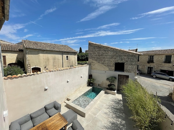Quiet Village House With Swimming Pool Just Renovated With Full Air Conditioning 3 Bedrooms - Calvisson