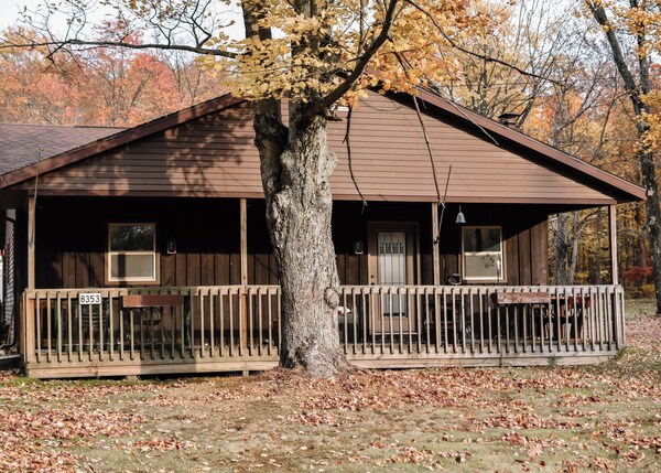 Cozy 3-bedroom Cabin In Charming North East - Lake Erie, PA