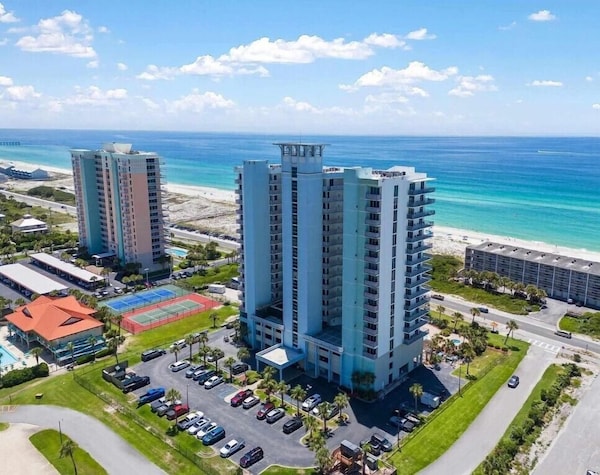 Emerald Dolphin 530 | Gym, Pool, Beachfront | Beach Getaways - Pensacola Beach, FL