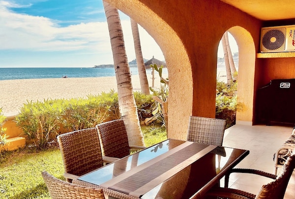 Delightful La Jolla Vacation Condo -True Corner Beachfront Luxury - San José del Cabo