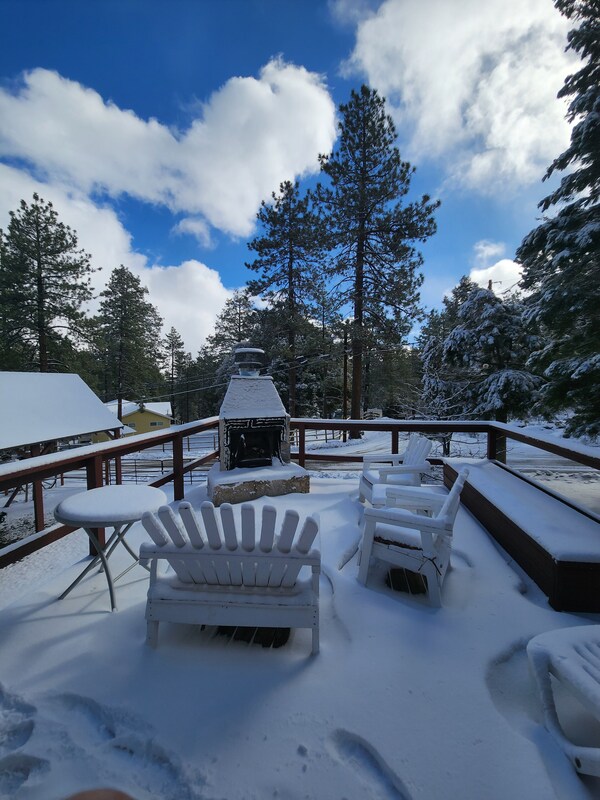 Wrightwood Haven: Your Perfect Retreat Awaits! - Wrightwood, CA