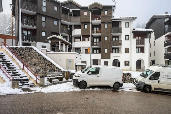 Apartment In Morillon Near Ski Resort - Morillon