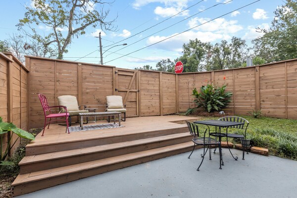 Luxe Urban Lodge - Kingbed - Private Patio - Fsu - Tmh - Downtown - Tallahassee, FL