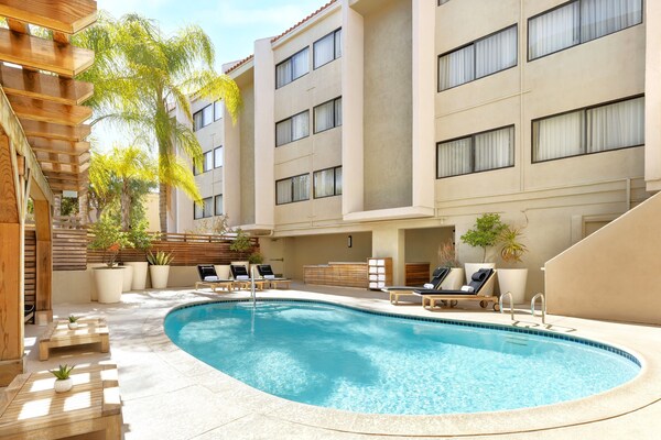 Two Queen Standard, The Anza A Calabasas Hotel, Scenic Getaway - 4 Units - Agoura Hills, CA