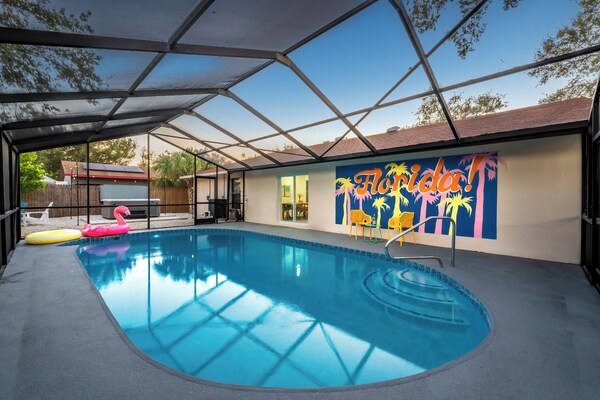 New! 2 Mi To Img, Heated Salt Pool, Hot Tub, Game Room, Putting Green - Bradenton, FL