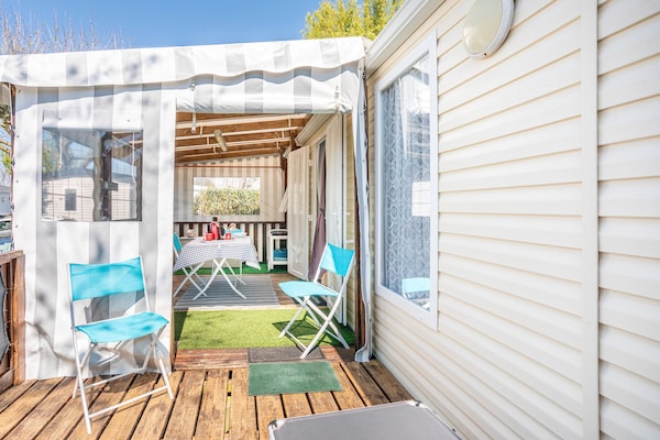 Mobilheim 'Au Calme - Piscine' Mit Gemeinschaftspool Und Privater Terrasse - Saint-Gilles-Croix-de-Vie