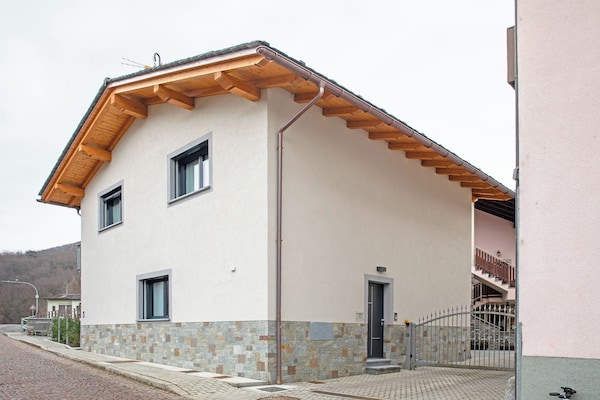 Apartment 'Alice' With Mountain View, Wi-fi And Air Conditioning - Sondrio