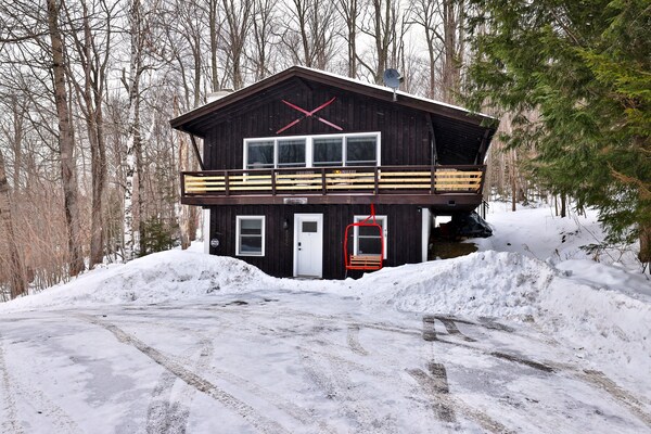 The Shredquarters: Mid-century Modern Chalet | 4 Minutes To Snowshed 3br/2ba - Killington, VT
