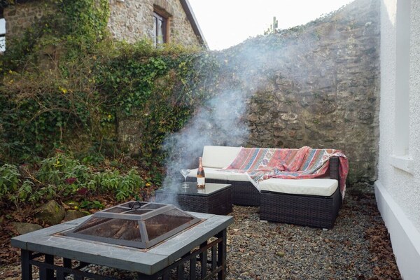 Charming Farmhouse In Picturesque Pembrokeshire - Little Haven