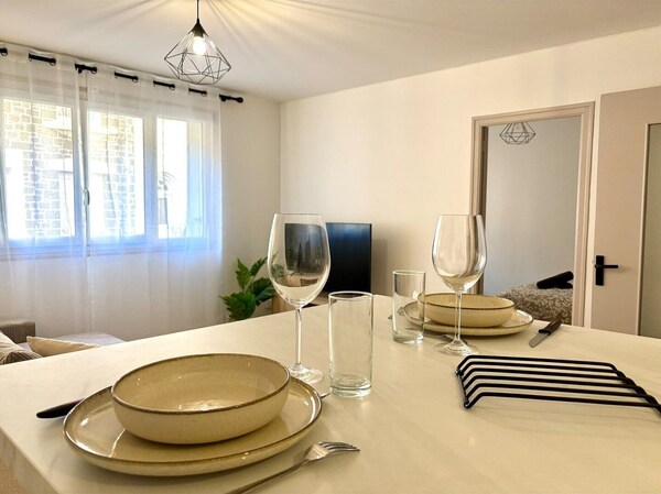 Le Kleber - Magnifique T2 Rénover - ibis Styles Saint Brieuc Gare Centre