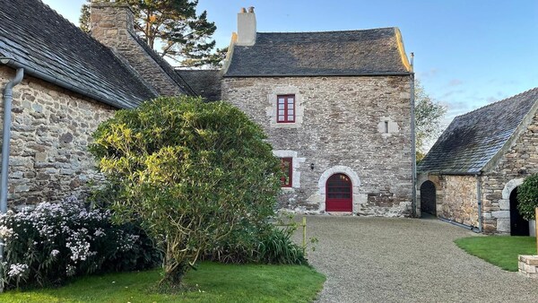 Gîte Entre Baie De Morlaix Et Monts D'arrée, Finistère, Bretagne - Finistère
