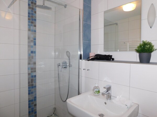 Vacation Apartment "Klipper" - In The Center Of Ahrenshoop Approx. 50 M² For 2 Persons - Ahrenshoop