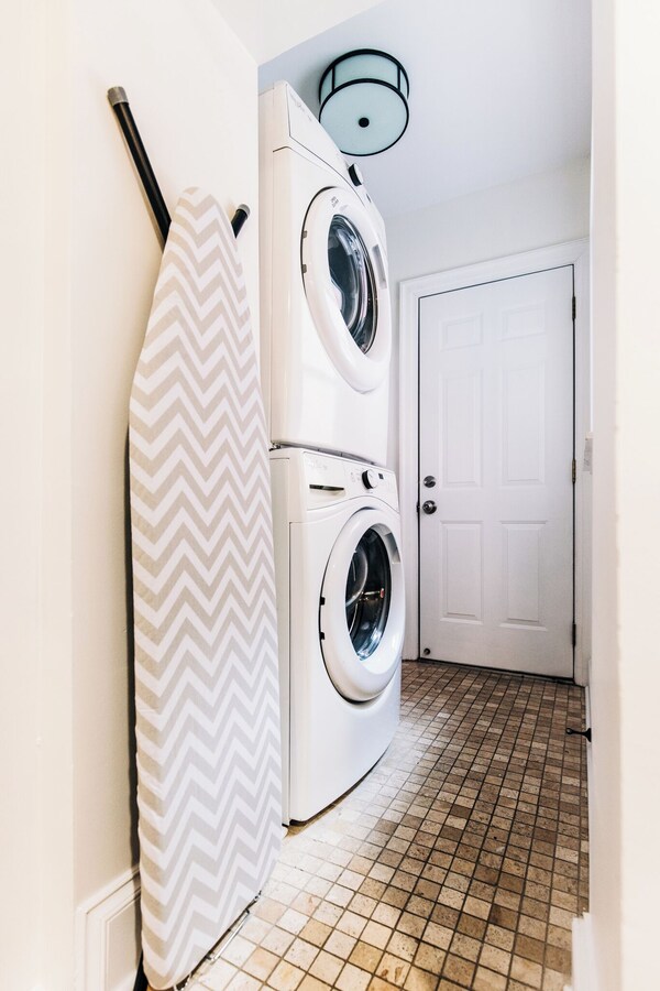 True 2-bed - 20 Mins To Nyc! Luxury Brownstone - Jersey City, NJ