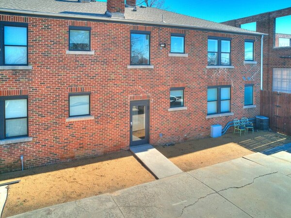Plaza Americana - Trendy 2bed Apt - Boathouse District - Oklahoma City