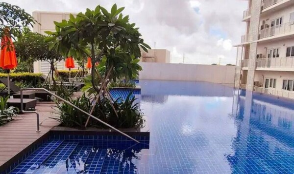 Park Mckinley West Brand New Condo, Suitable For A Couple Or Small Family. - Taguig