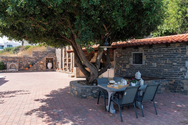Elounda Olea- Villa Athina With Shared Pool - Elounda