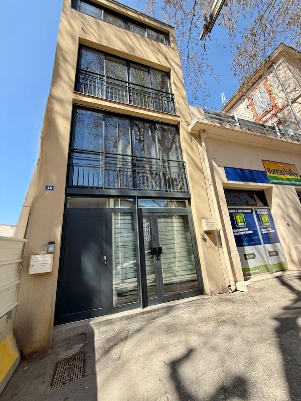 L'amandier - New 2 Bedroom Apt, City Centre Of Aix, Rotonde - Aix-en-Provence